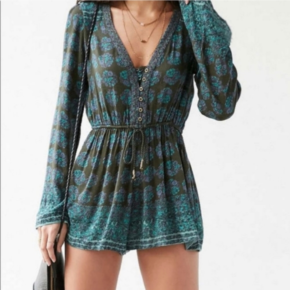 Urban Outfitters | Pants & Jumpsuits | Uo Ecote Boho Romper Small ...